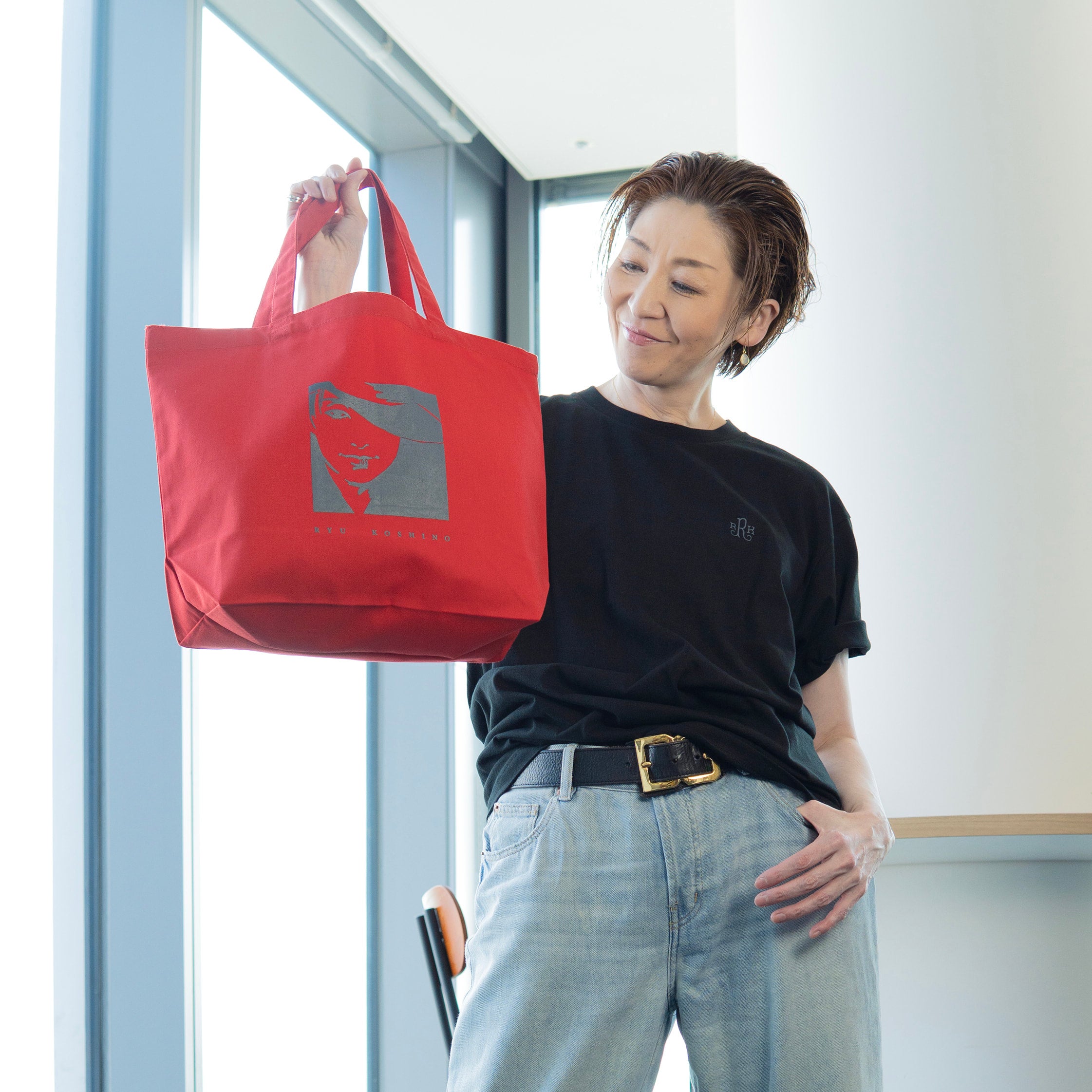 越乃リュウ トートバッグ（レッド／ブラック） | Ryu Koshino 公式オンラインショップ